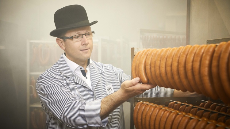 Medaljer til pølser fra Slagter Lampe - FødevareFOKUS